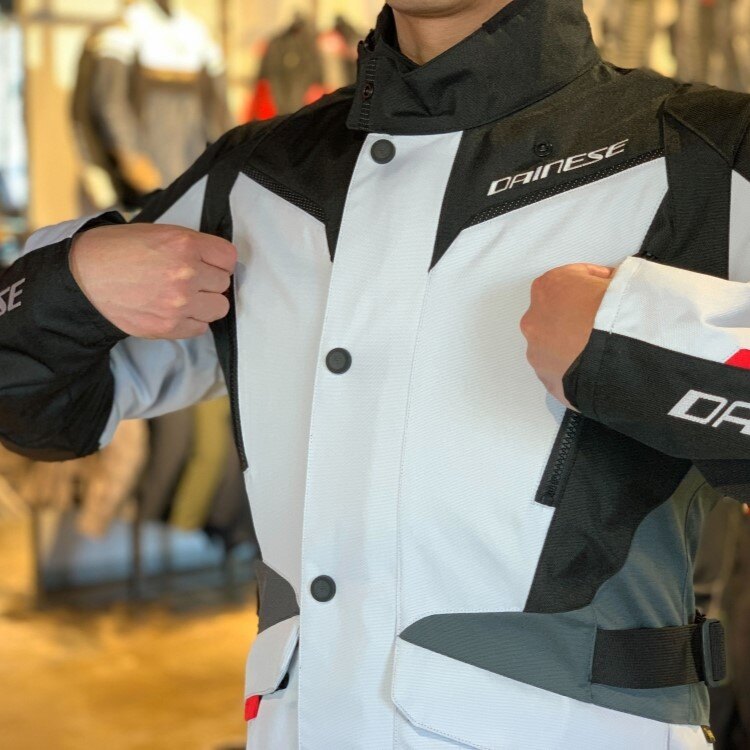 卓越した性能と優れたコストパフォーマンス『TEMPEST 3 D-Dry® JACKET』